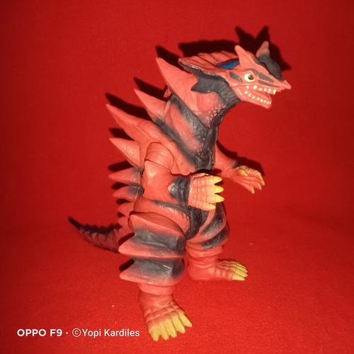 Jual monsarger ultra monster kaiju Villains Ultraman Dyna Bandai 7 inch ...
