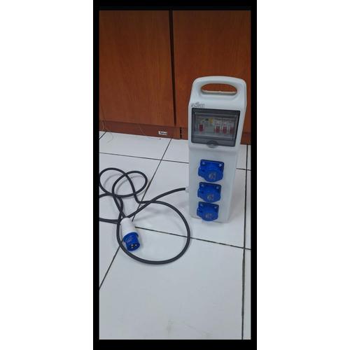 Jual Gosend! Box Mcb Plug Socket 3Pin 16Ampere Industrial Distribution ...