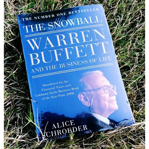 Jual The Snowball Warren Buffett And the Business of life - Bahasa ...