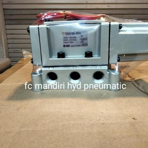 Jual SOLENOID VALVE SMC 5/2 VS4130-034 WITH BASE AC 220V DUCT - Kota ...