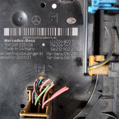 Jual Rear Sam W204/W212/Fuse Box W204/W212 - Jakarta Utara - Mergio ...