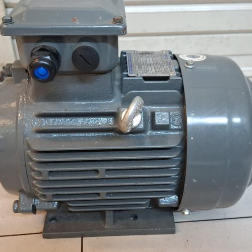 Jual Dinamo elektro motor TECO 5.5Kw/7.5Hp/4Pole/3Phase/380V/1.500Rpm/50Hz - Jakarta Barat ...