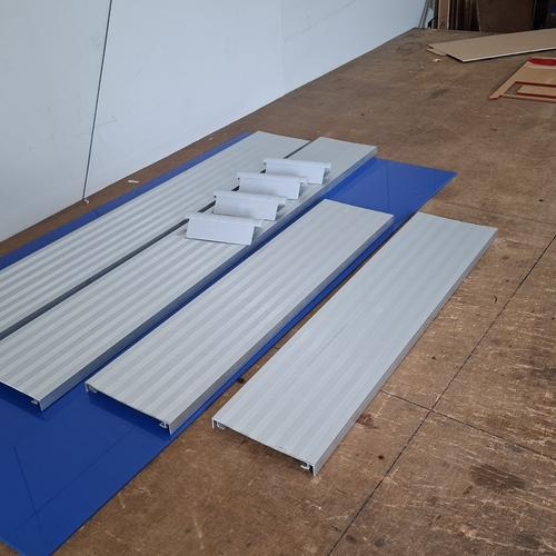 Jual Rangka Neon Box Alumunium + Socket siku - Jakarta Pusat - Sentra ...