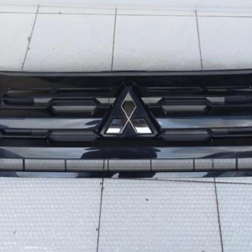 Jual Grill Asli Mitsubishi Expander Cross 2023-2024 Original - Kota ...