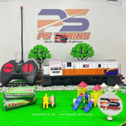 Jual Rangkaian mainan miniatur kereta api Indonesia, Lokomotif RC Cc201 ...