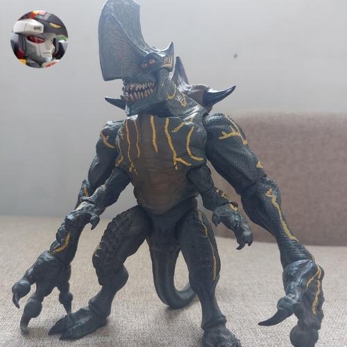 Jual neca original kaiju pacific rim tresspaser trespasser tresspasser ...