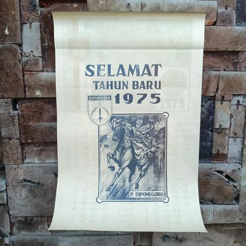 Jual Barang jadul KALENDER TAHUN 1975 Catur wulan Kondisi New old stock ...