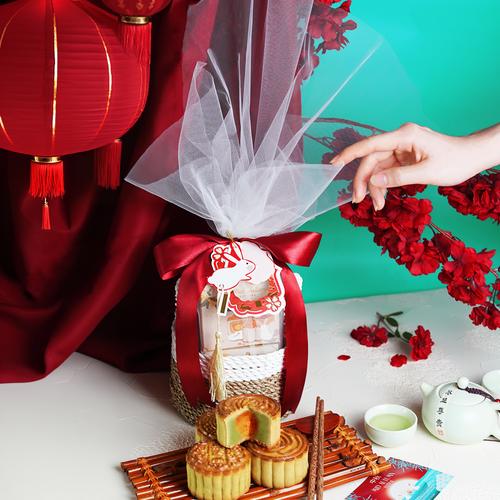 Jual Hampers Mooncake Kue Bulan Tong Ciu Pia / Mid-Autumn Festival ...