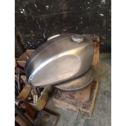 Jual tangki japstyle,tangki british,tangki triumph,tangki custom ...