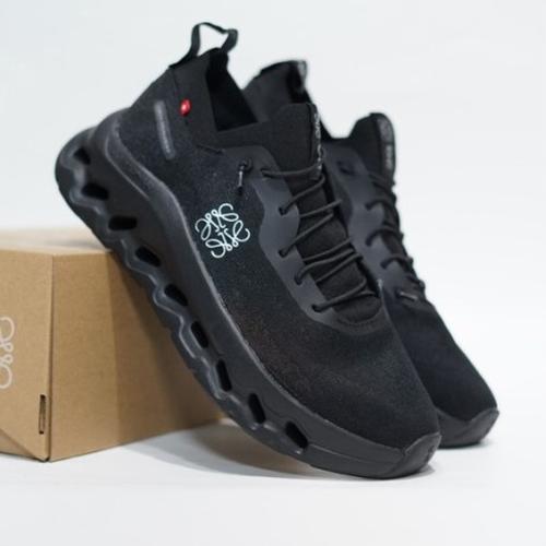 Jual Sepatu On CLoud Pria Wanita Running On CLOUDTILT LOEWE Original ...