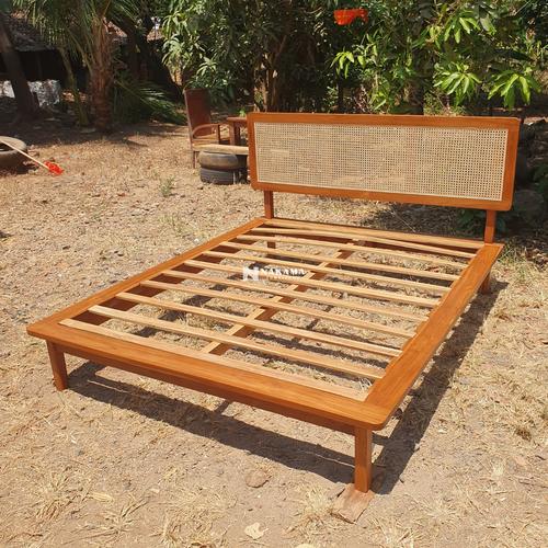 Promo Dipan Tempat Tidur Minimalis Rotan Jati Solid DM04 - Belum warna ...