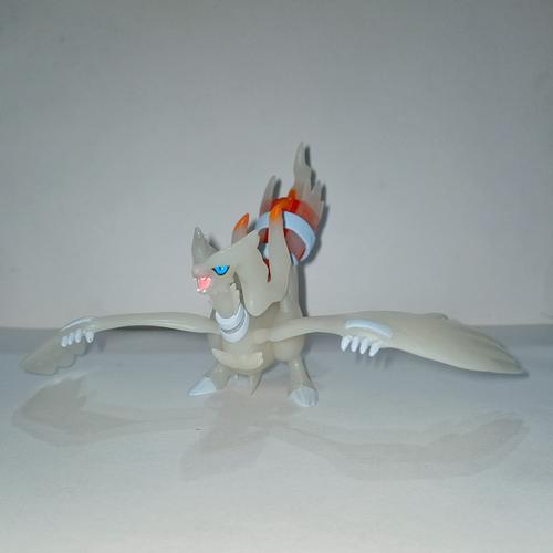Jual Pokemon Zukan 1/40 Scale Figure Reshiram Clear Version - Kab ...