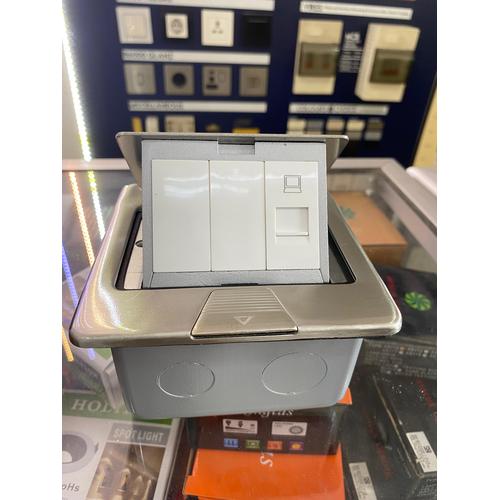 Jual Floor Outlet Boss (Data+ 2 Blank) - Jakarta Barat - Sumber Cahaya ...