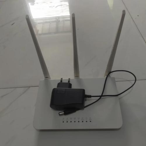 Jual ROUTER Tenda F3 plus adaptor ( bekas normal ) 300MBPS - Kota Depok ...