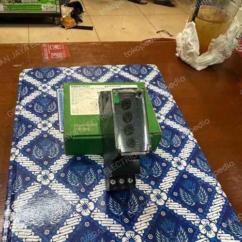 Jual SCHNEIDER RM22TR33 VOLTAGE CONTROL RELAY 3 PHASE RELAY PROTEKSI ...