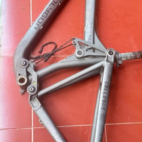 Jual frame polygon collosus fr size S tanpa Rearshock - Kab. Kulon ...