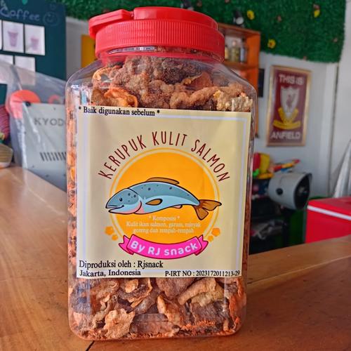 Jual Kerupuk Kulit Ikan Salmon Cemilan Crunchy Varian Rasa Balado ...