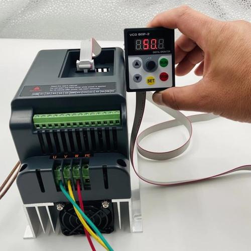 Jual NEW INVERTER 3HP 2,2KW INPUT 1PHASE 220V OUTPUT 3PHASE 380V MEREK SUSWE MURAH - Jakarta ...