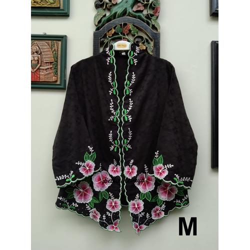 Jual LIMITED QUANTITY 1 PIECE ONLY - Kebaya Encim Bordir Kerancang Tgn ...