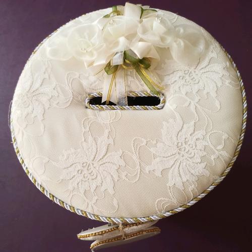 Jual Kotak Angpau Elegan Model Bulat Bisa digembok Warna Cream Bunga ...