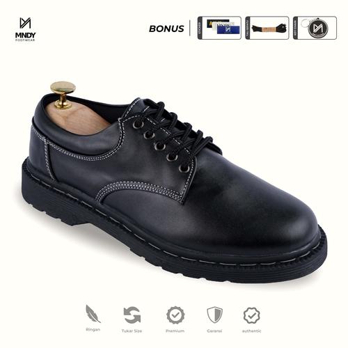 Promo MNDY Official - Kale Black - Sepatu Pantofel Docmart Hitam Pria ...