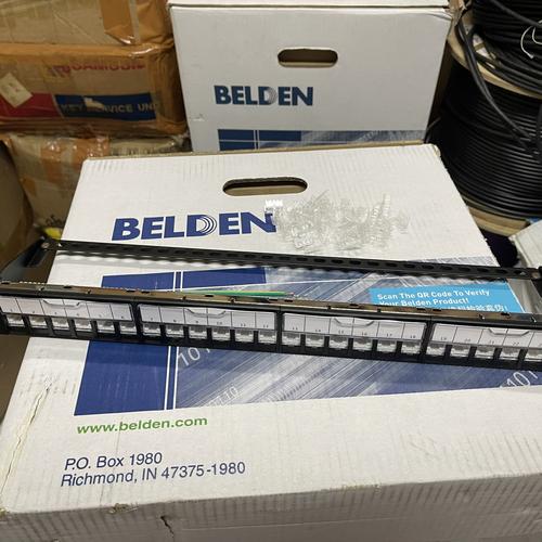 Jual Belden patch panel utp cat 6 24 port lengkap - Putih - Jakarta ...