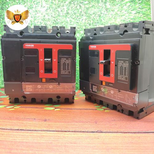 Jual MCCB Breaker adjustable VORGE VRX250H 4P 250A 200A 4Pole 4Phase ...