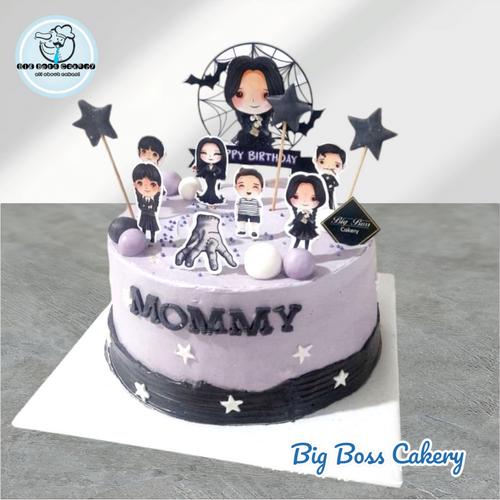 Jual WEDNESDAY ADDAMS FAMILY BUTTERCREAM CAKE WITH PAPER TOPPER ...