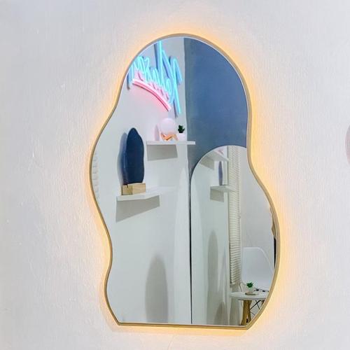 Jual Cermin dinding Aesthetic / kaca estetik mirror wall / cermin rias ...
