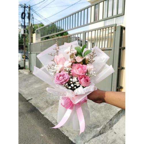 Jual Hand Bouquet Bunga Asli Mawar Dan Carnation Fresh Flowers Buket ...