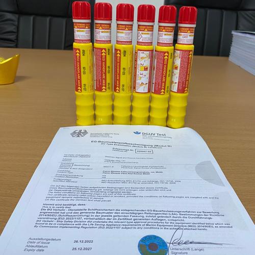 Jual Red Hand Flare MK8 Painswessex c/w Certificate Original - Jakarta ...