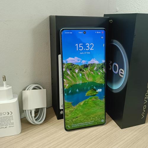 Jual Vivo v30e 5g ram 8/128 second - Kota Bogor - nadia phone pusat ...