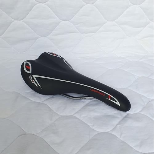 Jual sepeda balap roadbike pinarello most parts hitam standard saddle ...