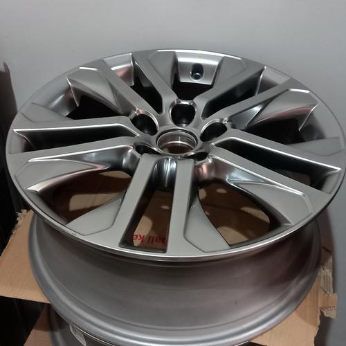 Jual velg innova zenix ring 18 original pcd 5x114 jual satuan kondisi ...