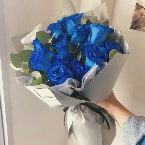 Jual The navy blue roses bouquets bucket buket bunga segar fresh ...