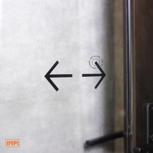 Jual Sign Panah Pintu Cafe Penanda Panah Akrilik Pintu Kaca - INPI ...