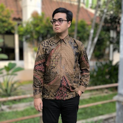 Jual Batik Pria Lengan Panjang Premium Kemuning Mas Motif Megamendung ...