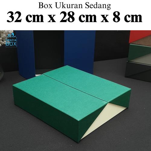 Jual HARDBOX - BOX CORPORATE GIFT - ukuran 32 cm x 28 cm x 8 cm - Hijau ...