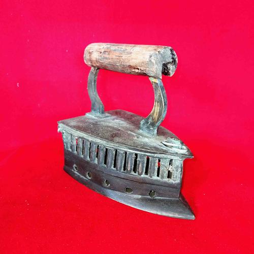 Jual Setrika Jadul Bahan Kuningan Lawasan Kuno Koleksi Antik - Kab ...