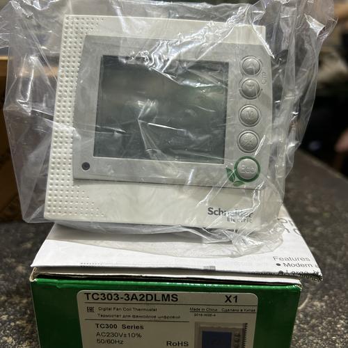Jual Digital Thermostat Schneider TC303-3A2DLMS ORIGINAL - Kota Bandung ...