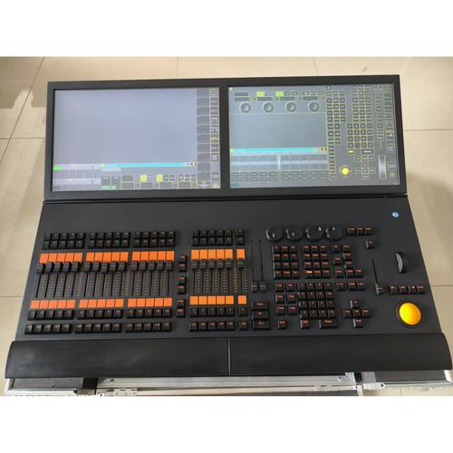 Jual Mixer GrandMA 2 China Grand MA2 Black Horse console 2 layar besar ...