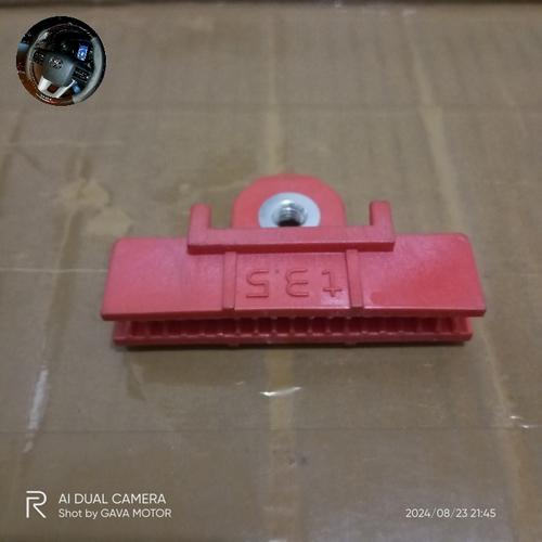 Jual kedudukan penjepit rel kaca pintu mobil universal original satuan ...