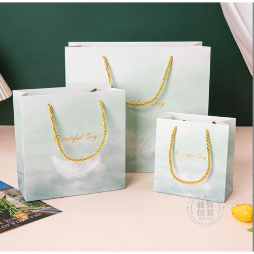 Jual Premium Paper Bag Tebal Tas karton Hijau putih yang cantik, tas ...