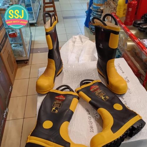 Jual Sepatu Pemadam Harvik / Sepatu Safety Damkar Harvik Original ...