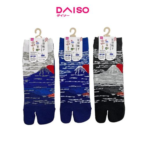 Jual Daiso Mens Tabi socks - view of mount fuji- - Putih - Jakarta Selatan - Daiso Japan ...
