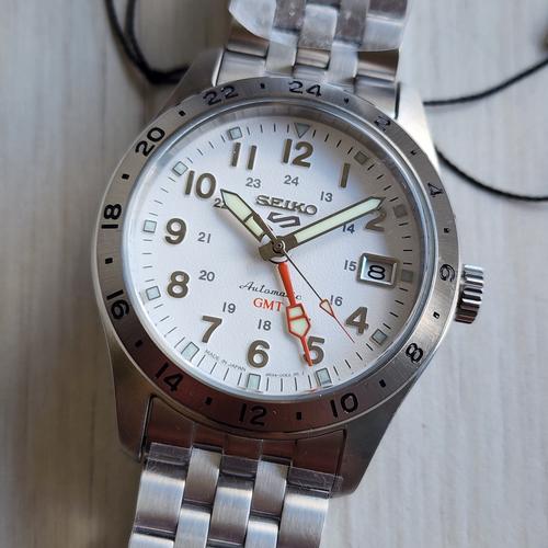 Jual Seiko 5 Sports Field GMT SBSC009 White Dial JDM Exclusive Made In ...