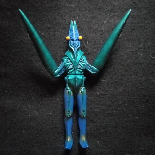 Jual Ultra Monster Series 20 Cm Powered Alien Baltan by Bandai ...