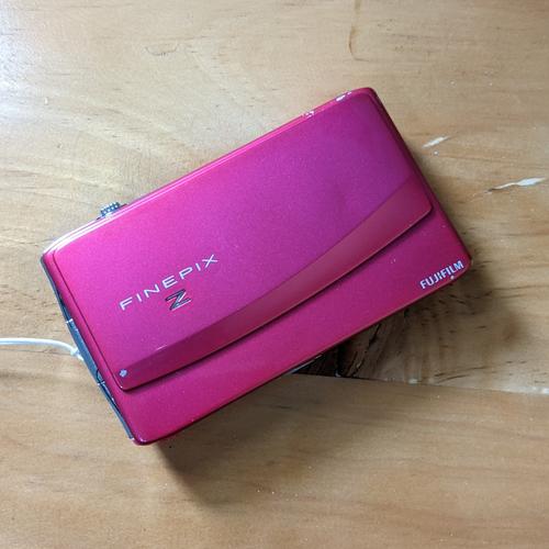 Jual Fujifilm Finepix Z900EXR Hot Pink Digicam Kamera Digital - Kota ...