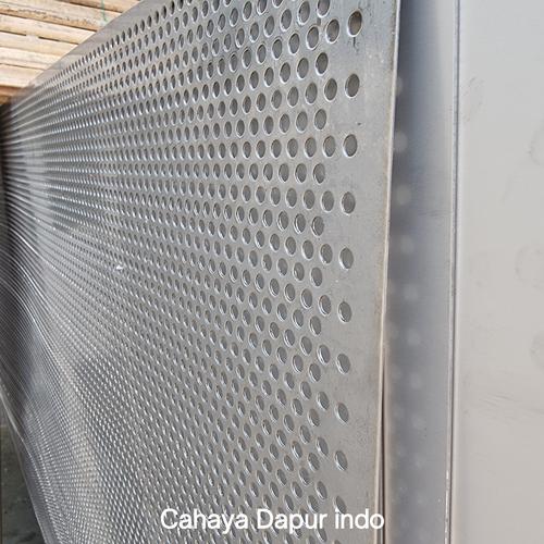 Jual PLAT 201 LUBANG 10mm TEBAL 2mm FEET 4x8 / PLAT STAINLESS 201 ...