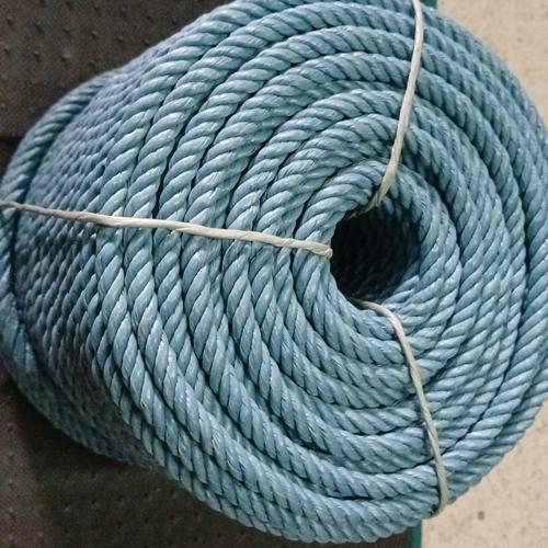 Jual Tali Tambang / Tampar Rafia diameter asli 8 mm, warna biru. - Kota ...